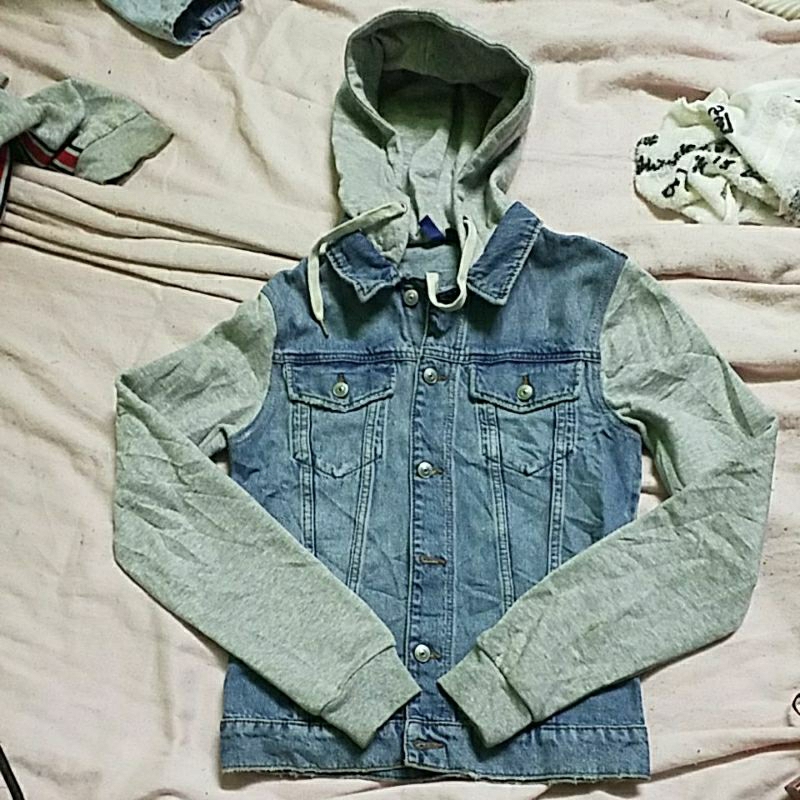 denim jeans jacket with hoodie distress 17x22 | Shopee Malaysia