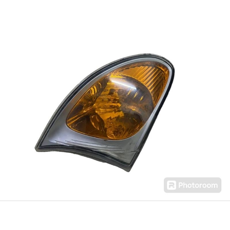 BMW E46 3 SERIES SEDAN GENUINE FRONT INDICATOR SIGNAL LAMP ORANGE ...