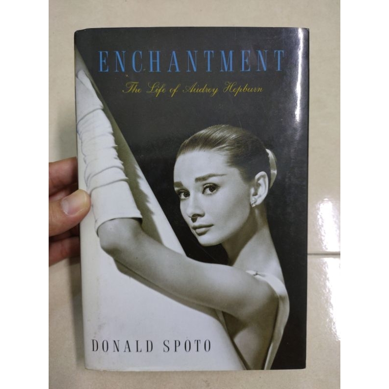 [BB] [Used] (Hardcover) The Life of Audrey Hepburn by Donald Spoto ...