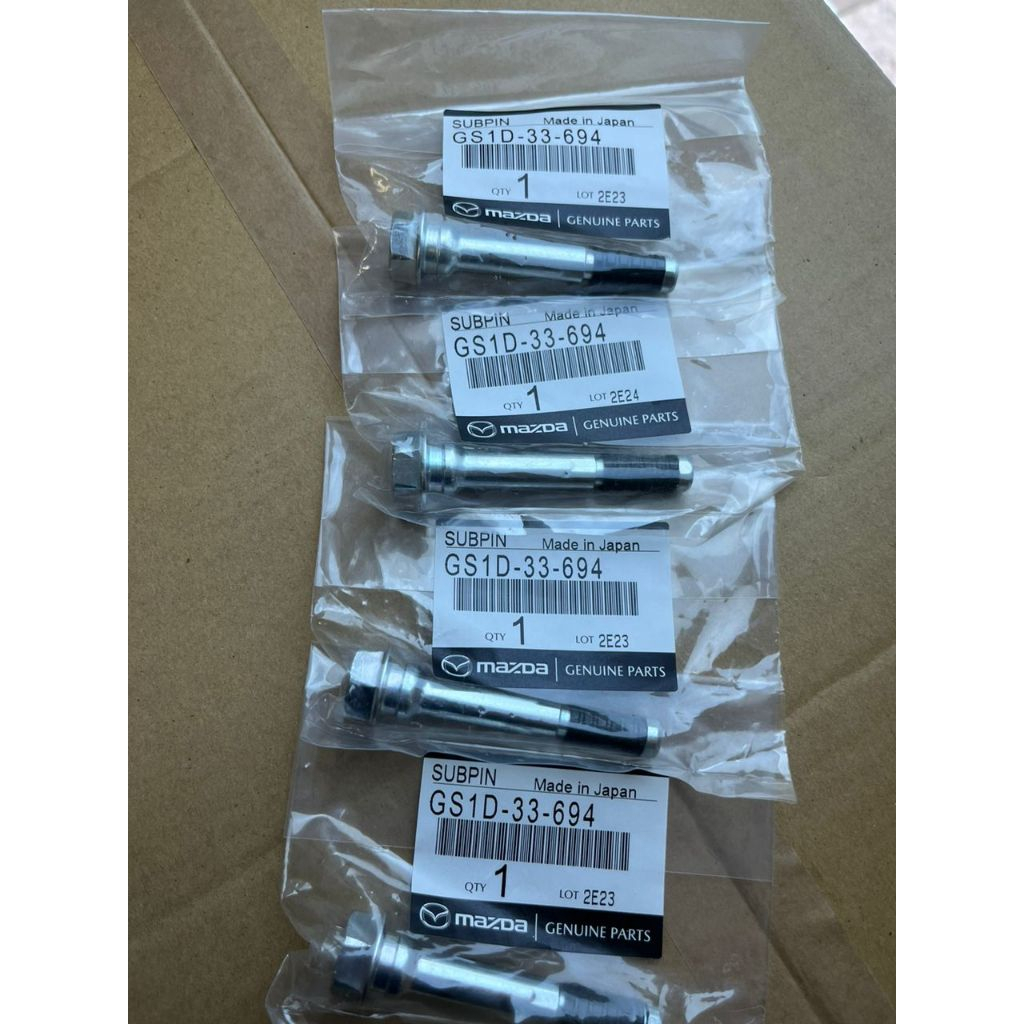 100% ORIGINAL (MAZDA) MAZDA 6 FRT UPPER BRAKE CALIPER SUBPIN BOLT>>GS1D ...