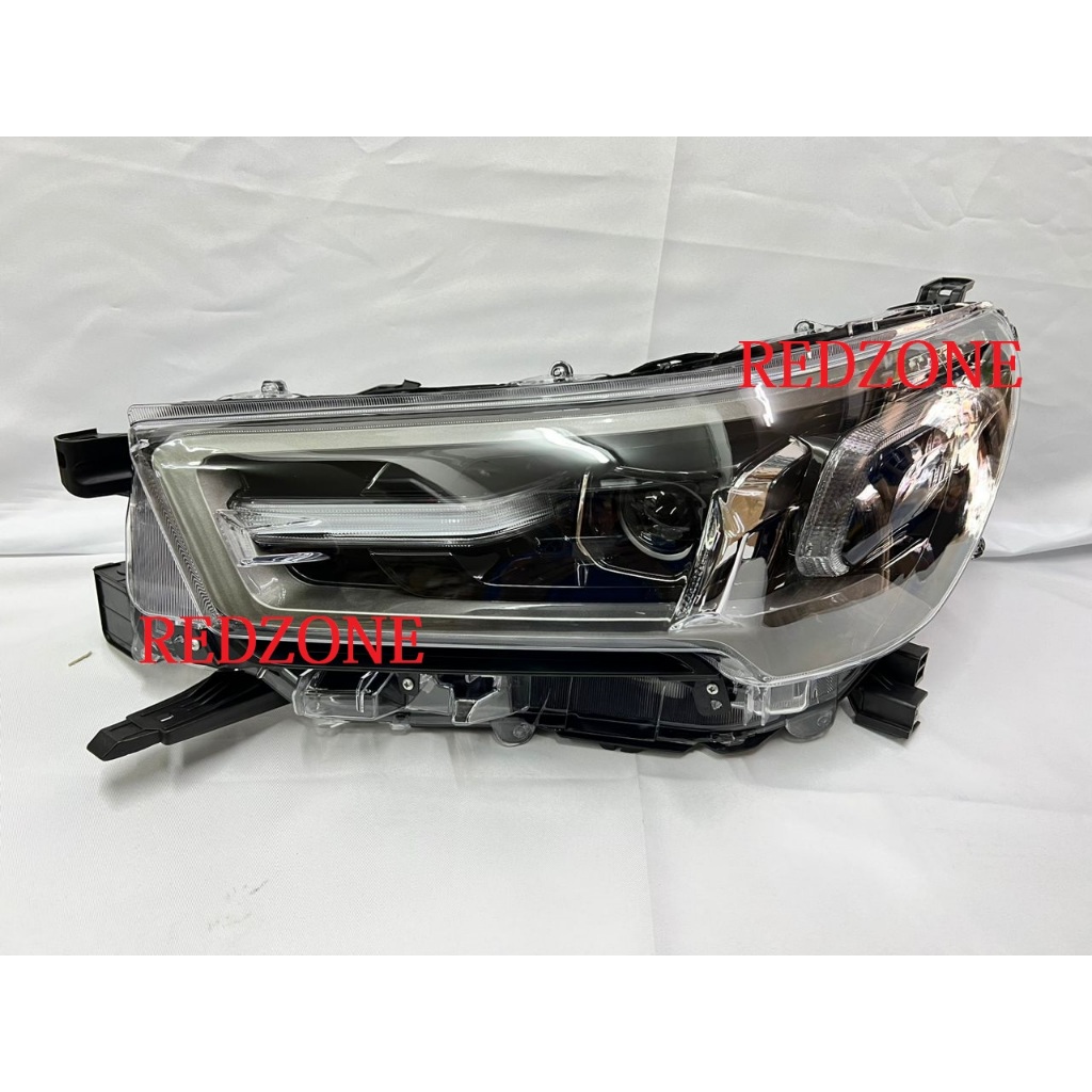 TOYOTA HILUX REVO ROGUE GUN125 2015-2020 2021 HEAD LAMP / HEAD LIGHT ...