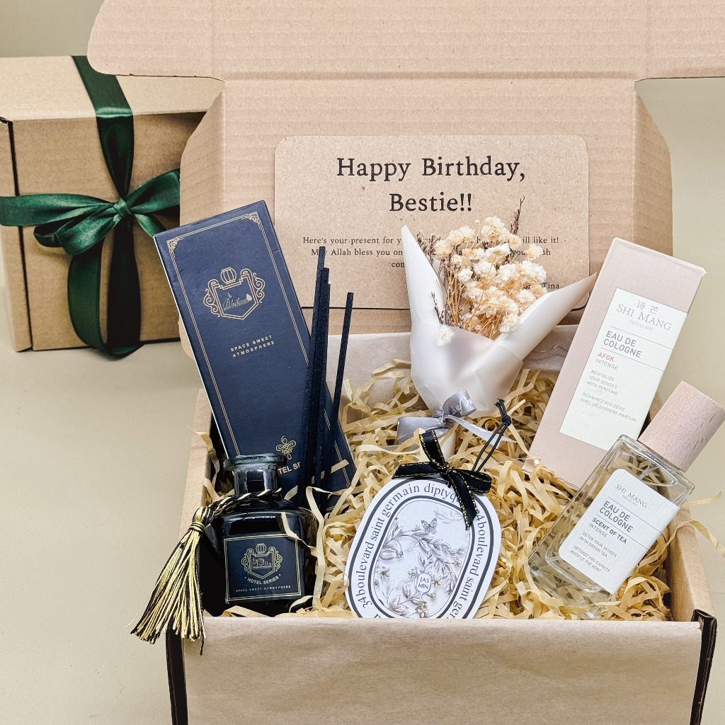 MERDEKA SALE 2025 ️ Surprise Gift Box MURAH Beauty/Tudung/Perfume Ready ...