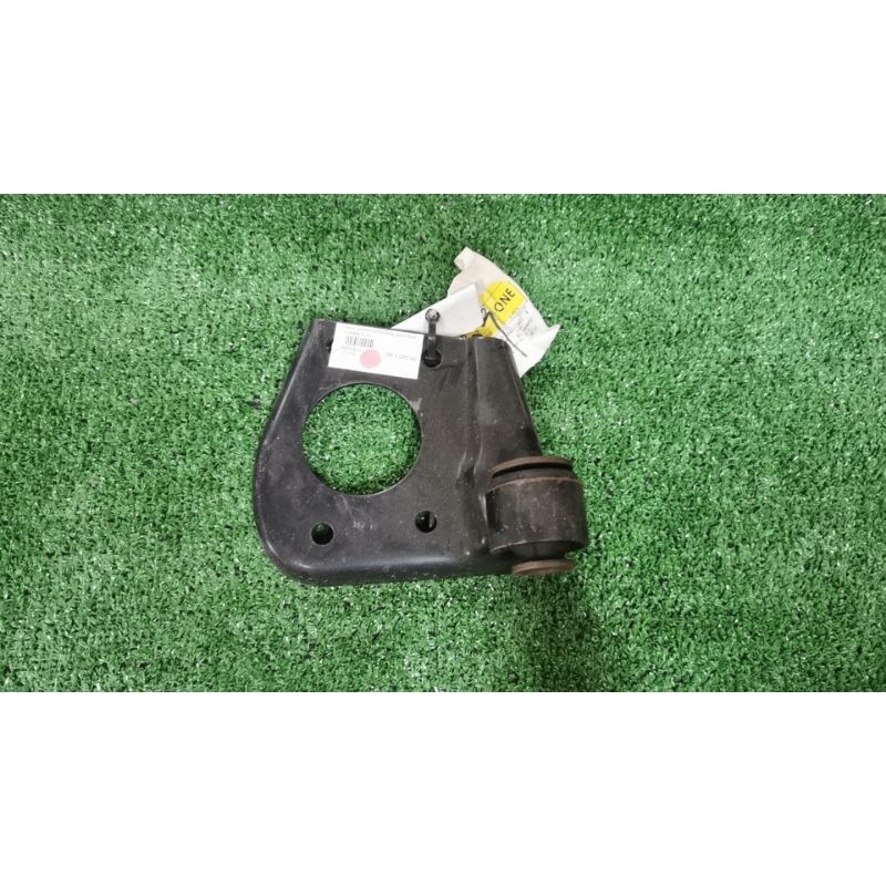 Hummer H3 front axle bush with bracket | Shopee Malaysia