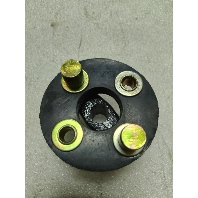TOYOTA KM36 LITEACE VAN STEERING COUPLING/STEERING SHAFT COUPLING ...