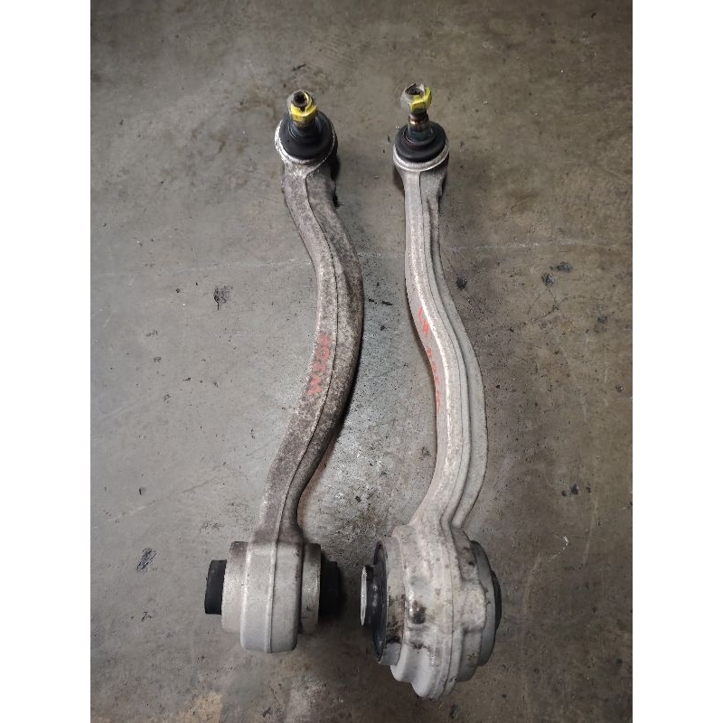 Mercedes Benz W204 Front Lower Arm (Lh) | Shopee Malaysia