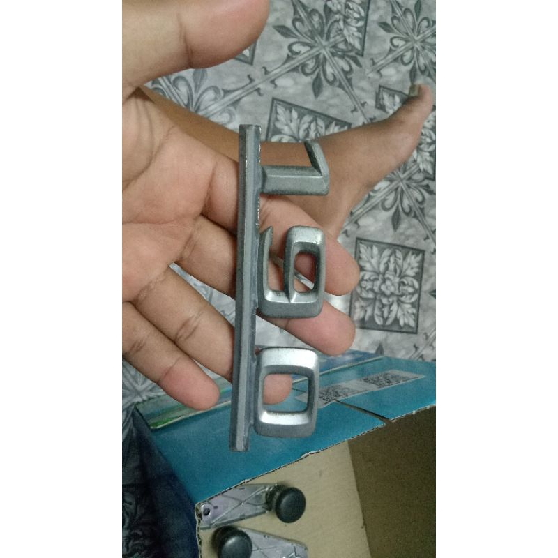 mercedes w201/190e rear boot emblem | Shopee Malaysia