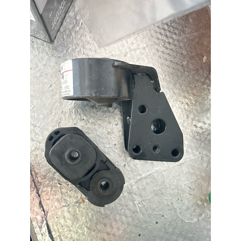 NISSAN SENTRA B13 B14 ENGINE MOUNTING FRONT / LEFT NEW | Shopee Malaysia