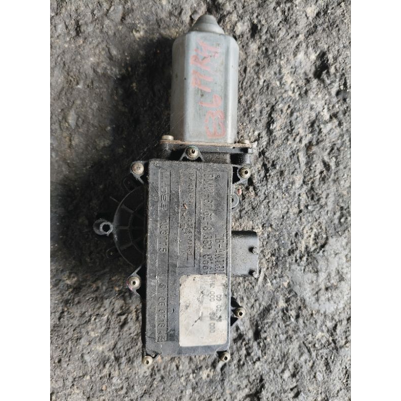BMW E36 3 SERIES 4 DOOR FRONT DOOR WINDOW REGULATOR MOTOR | Shopee Malaysia