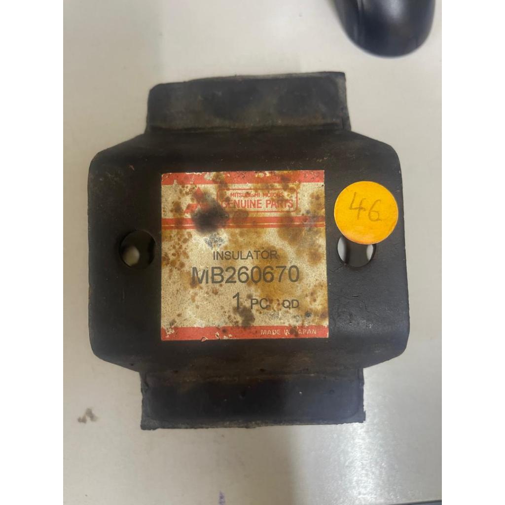 MITSUBISHI PAJERO Holder, engine mounting system STORM SUV,MIGHTY MAX ...