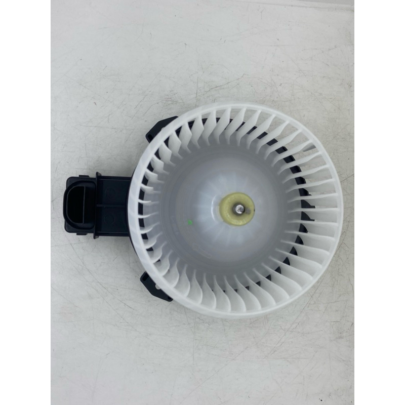 TOYOTA INNOVA 17‘ / HILUX REVO 16’ AIR COND BLOWER FAN MOTOR /DENSO ...