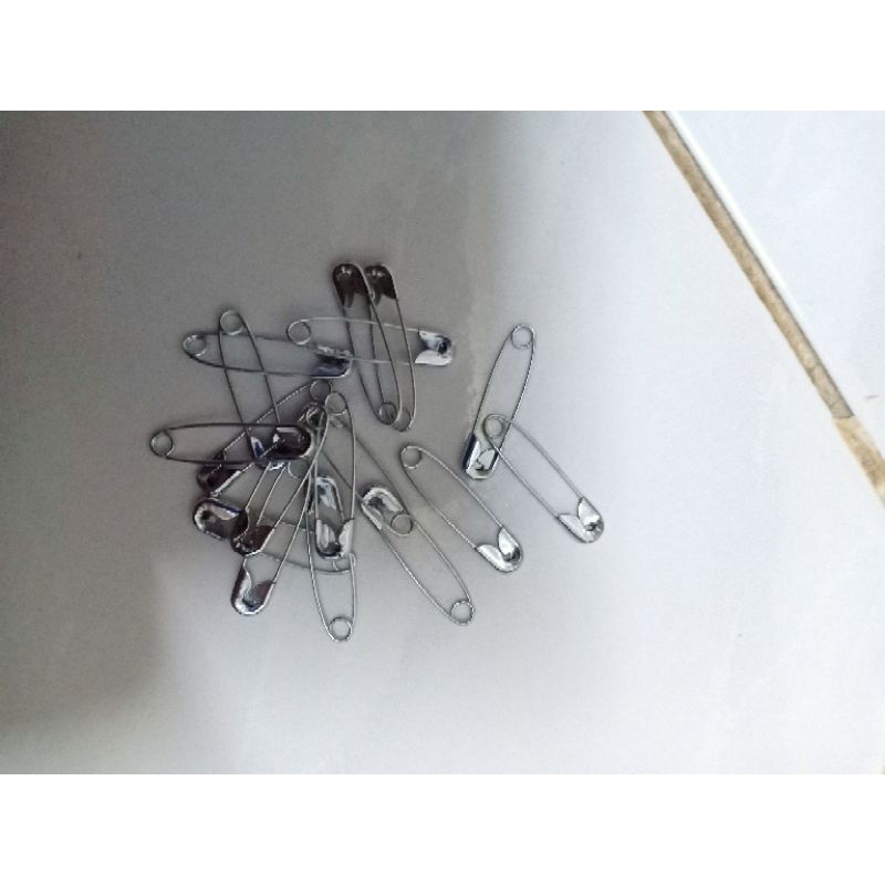 Pin baju Dan seluarr | Shopee Malaysia