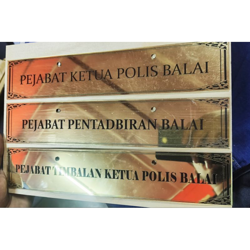 door name plate/pintu name plate / custom print desinde /acrylic gold ...