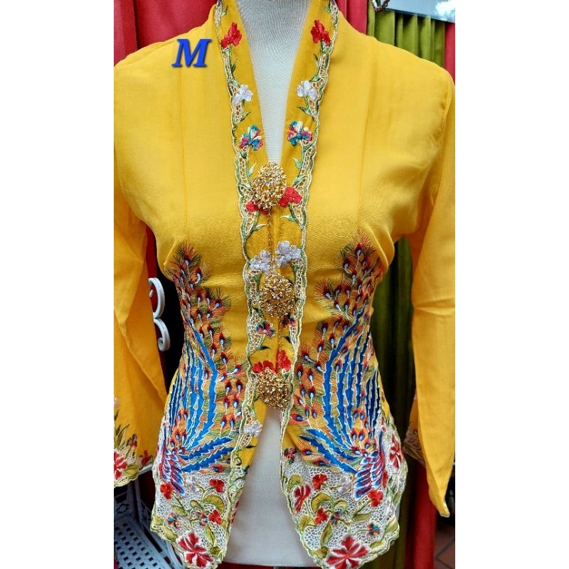 Kebaya Sulam Nyonya Embroidery Hand Made Limited Edition (M) | Shopee ...
