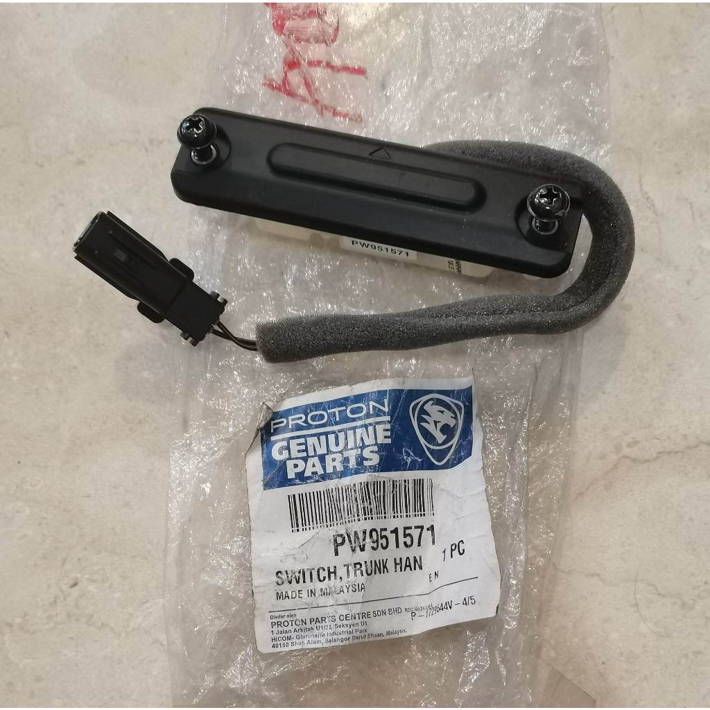 PROTON ORIGINAL REAR BONNET SWITCH FOR PROTON IRIZ | Shopee Malaysia