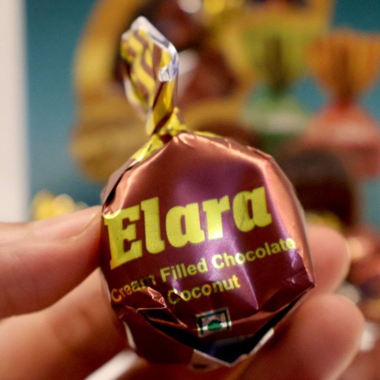 ELARA CREAM TASTY FILLED CHOCOLATE LOTUS BISCUIT ,MAX CHOCOLATE {250G ...