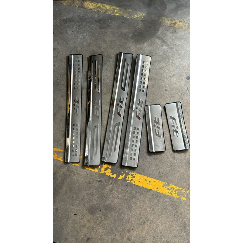 Honda Jazz GD Side Step Emblem Original Halfcut Japan | Shopee Malaysia