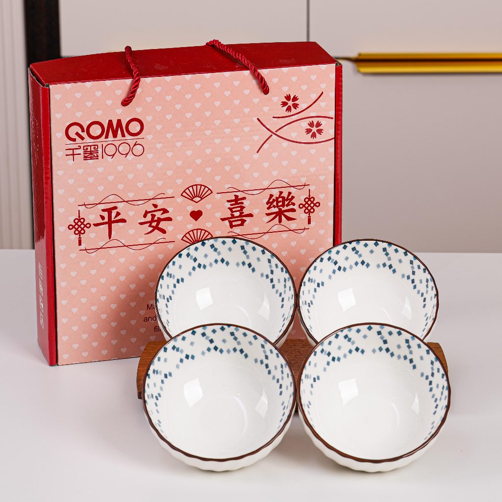 QOMO 4pcs Japanese Style Ceramic Bowl Gift Set With Box 4.5'' Rice Bowls Set Bowl Set Salad Bowl ...