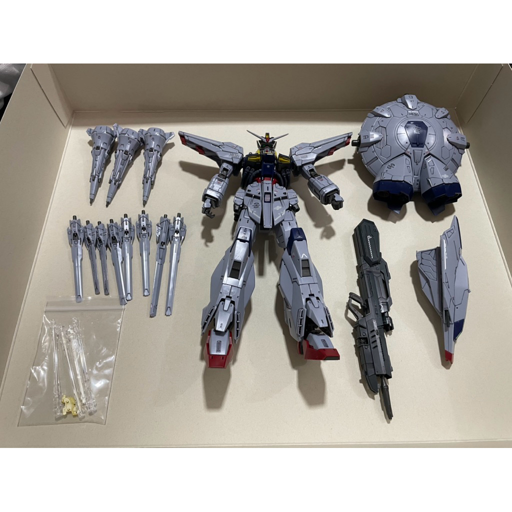 Master Grade Providence Gundam Assembled (Action Base included ...