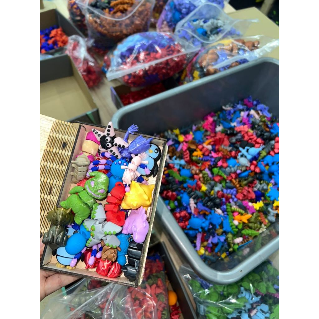 (MINI) Random Articulated flexi toys mix - 100gm | Shopee Malaysia