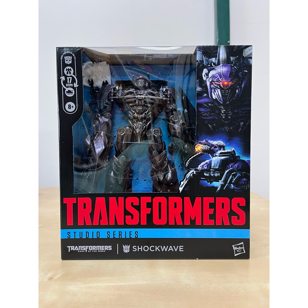 Transformers Studio Series Shockwave Leader Class ( DOTM ) Action ...