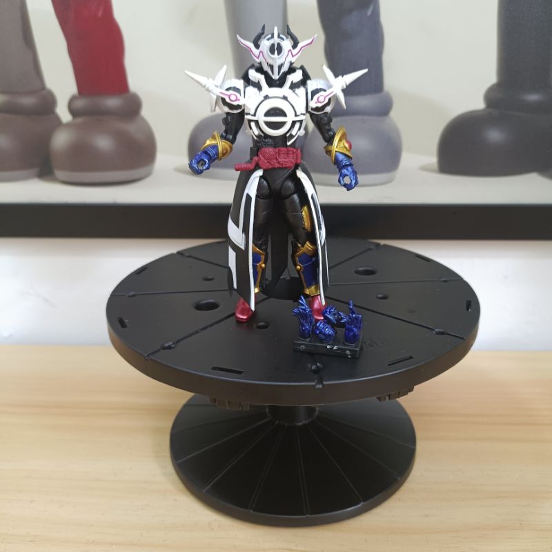Bandai Kamen Rider Evol Black Hole Form Shodo Figure Collection ...