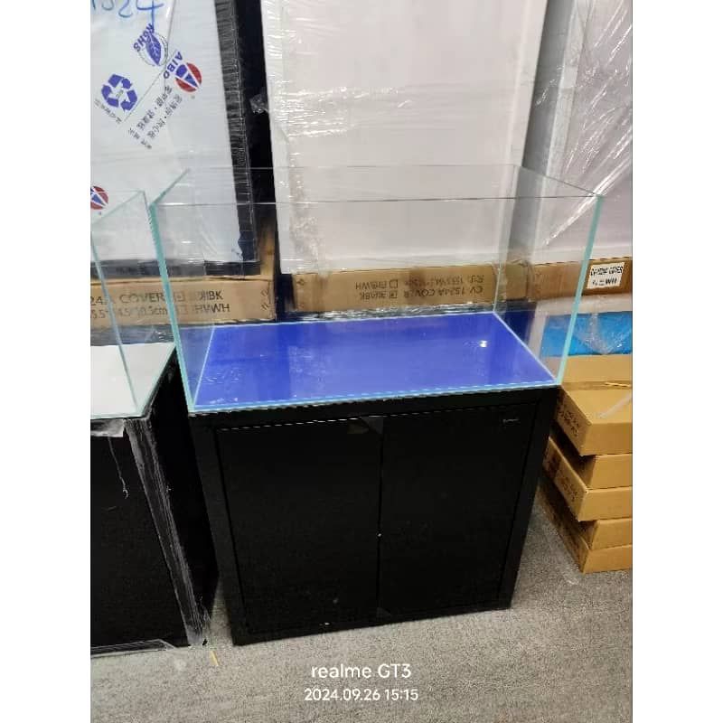 Cc Tank Aquarium Crystal Clear L2.5'xW15"xH15" (L75xW38xH38cm) | Shopee ...