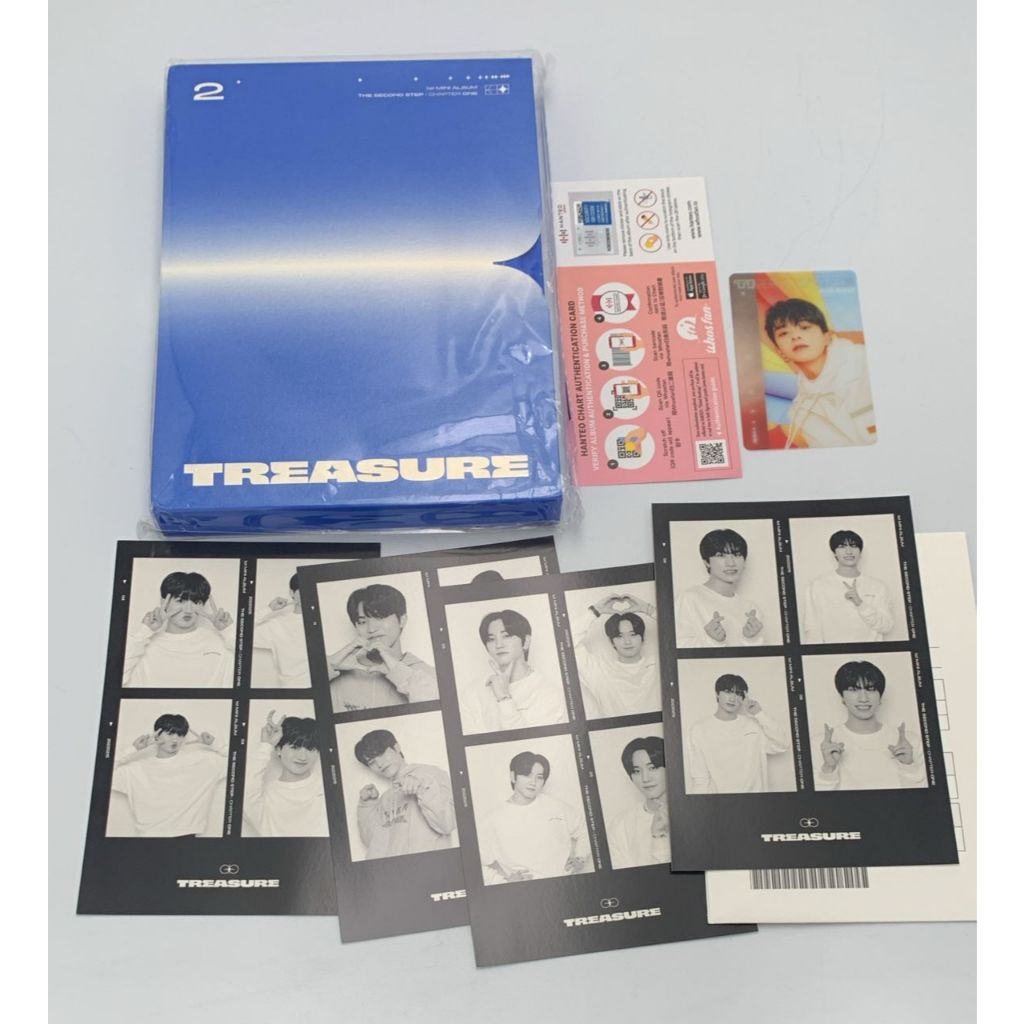 Treasure 1st Mini Album The Second Step: Chapter One Blue / Green (Box ...