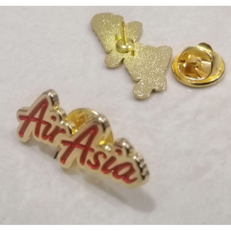 Lapel Pin Airasia Gold metal pin 3cm | Shopee Malaysia