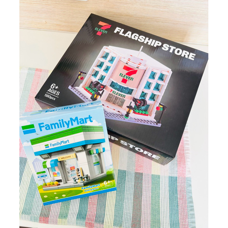 (Combo Set) Buliding Blocks 7Eleven Flagship Store & FamilyMart Store ...