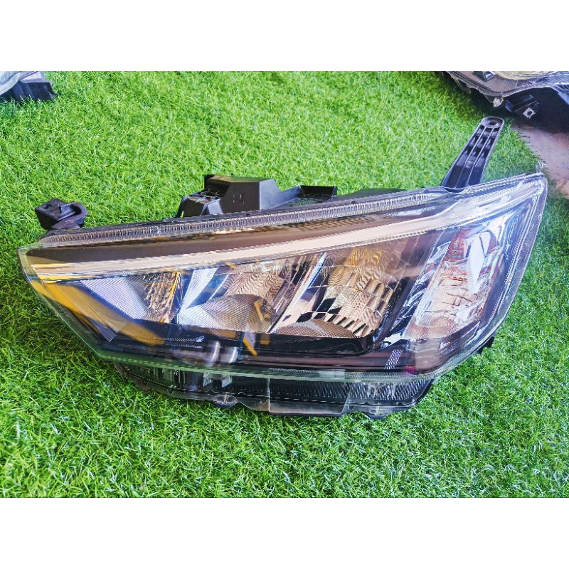 Perodua Bezza FL 2020-2024 Headlamp lampu depan Sila Tanya sebelum beli ...