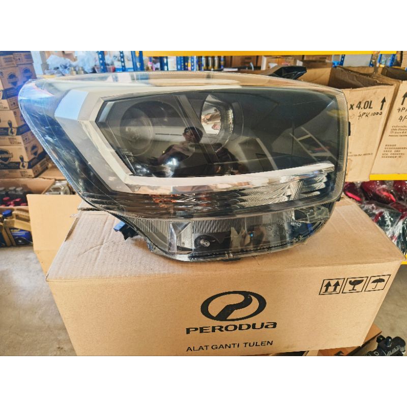 Perodua Axia SE 2017-2020 Headlamp, Sila Tanya sebelum beli | Shopee ...