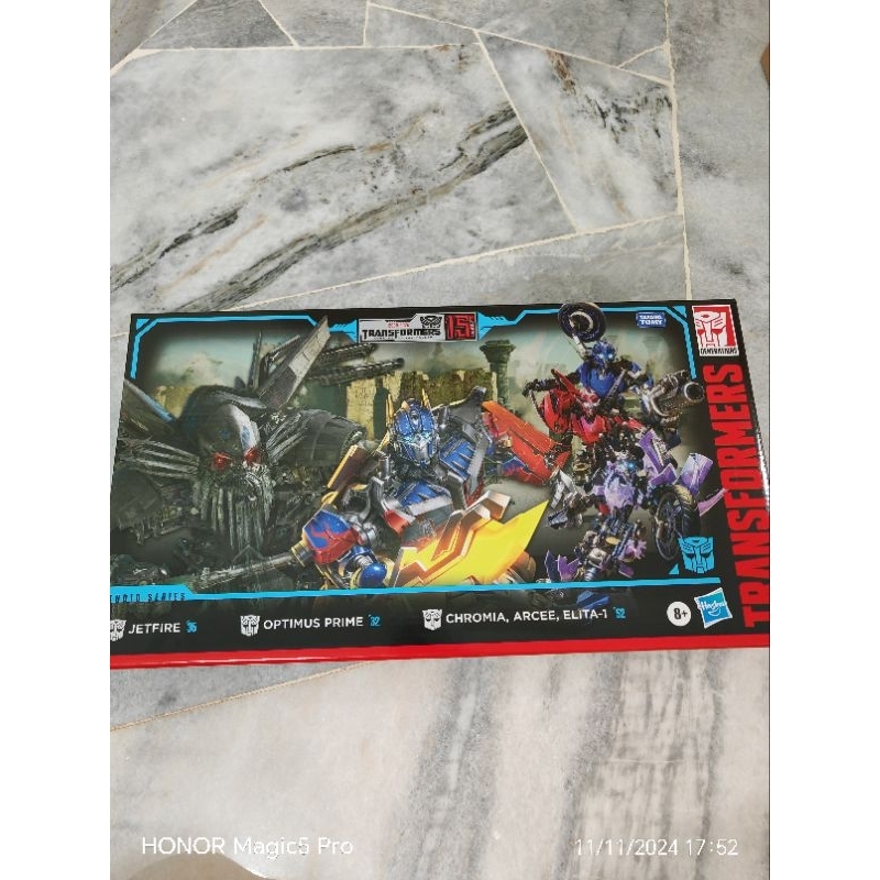 Transformers Studio Series 35 Jetfire 32 Optimus Prime 52 Chromia ...