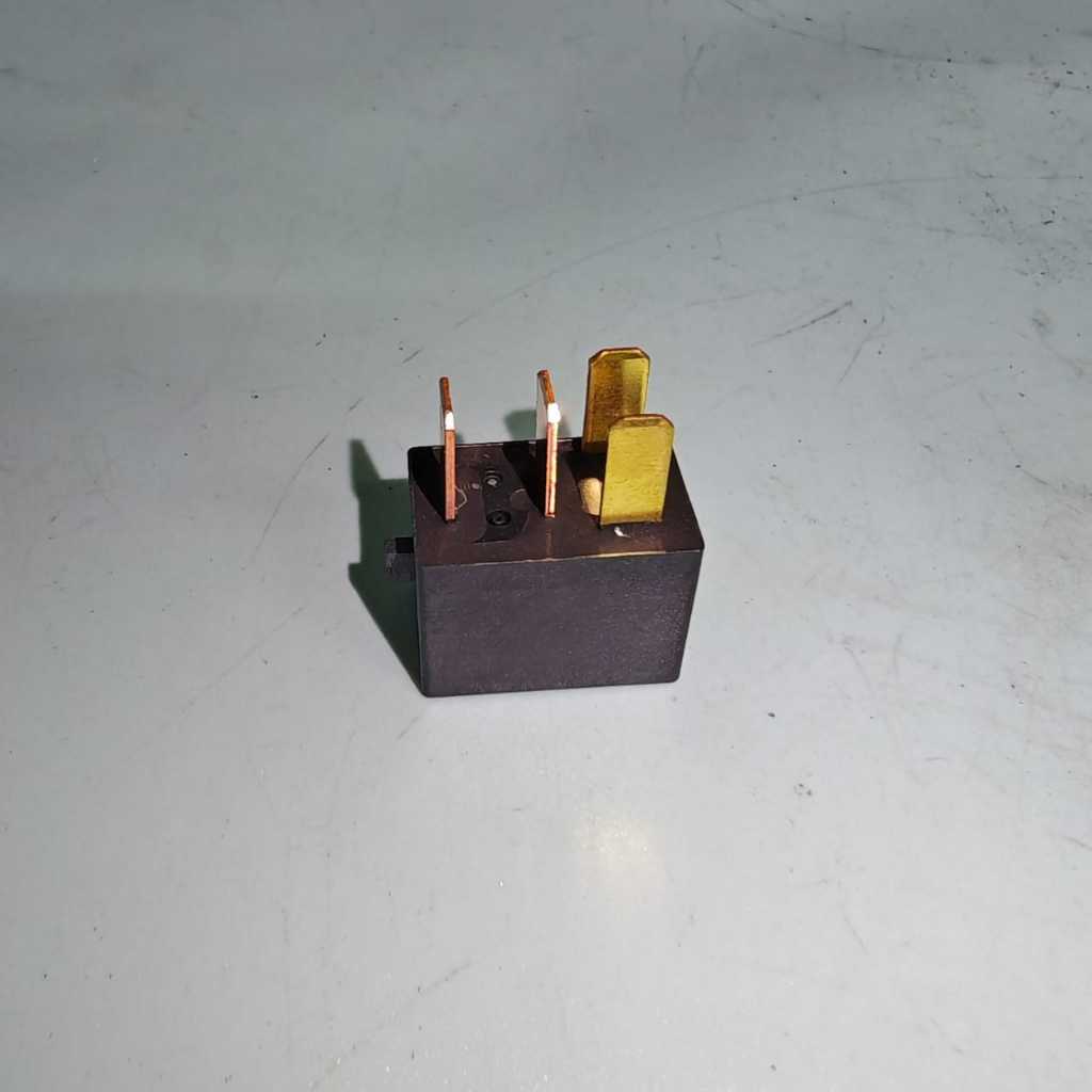 HONDA VARIO / RS150 / PCX150 / BEAT - Relay Power Micro Iso 4P Omron ...