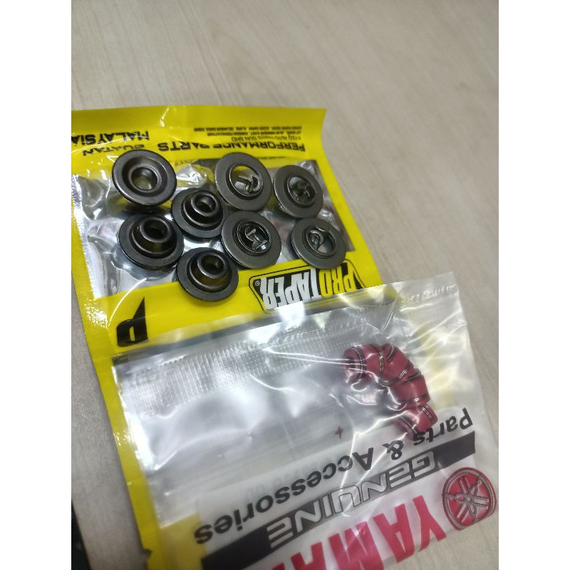 YAMAHA LC135 Y15ZR Y15 LC 135 VALVE SEAL VALVE RETAINER VALVE SEAT ...