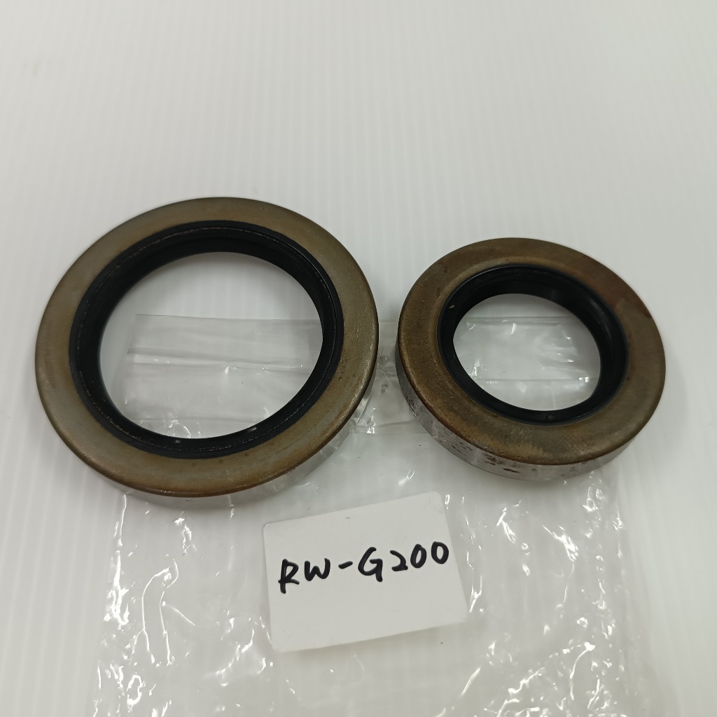 (1SET RW-G200) REAR WHEEL HUB OIL SEAL (IN OUT) (PETROL) FOR ISUZU ...