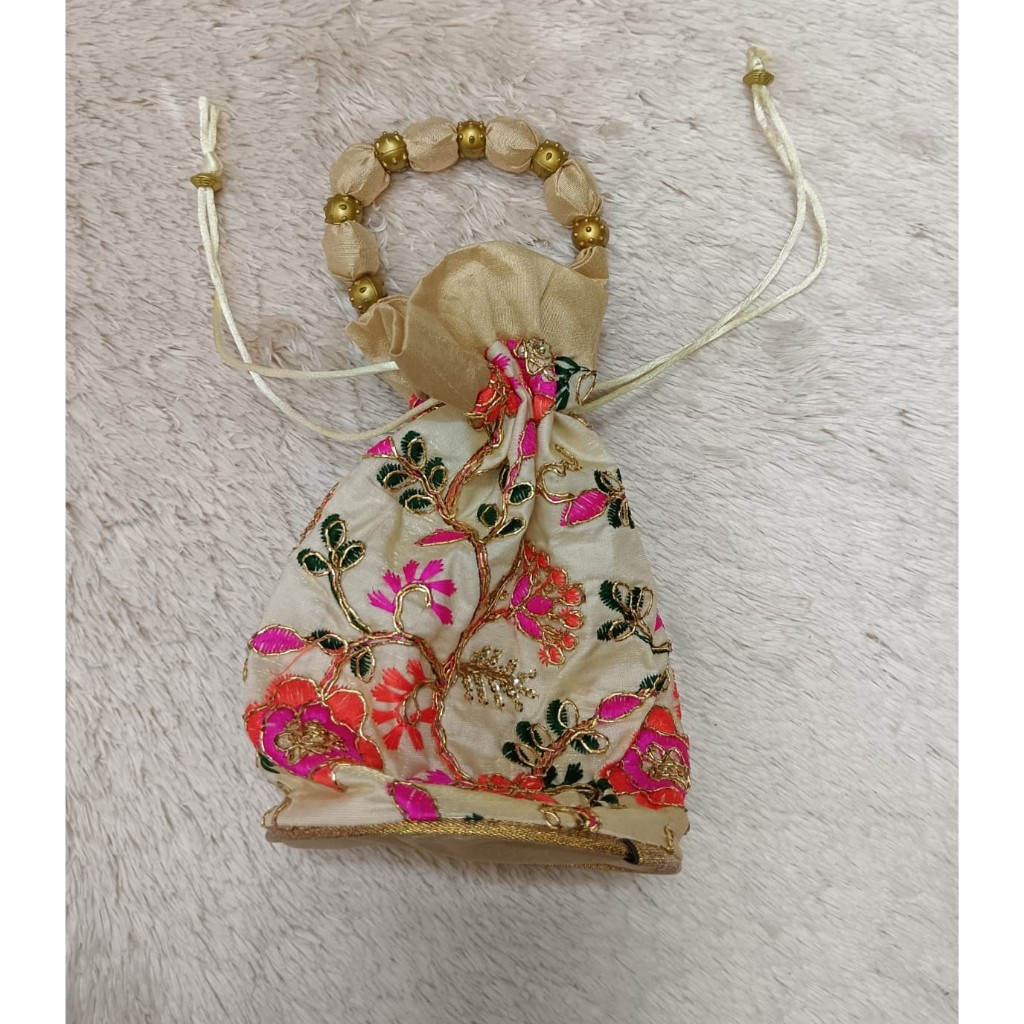 FANCY GIFT FOR WEDDING /GIFT / INDIAN WEDDING DECO ITEMS/NALUGGU ...