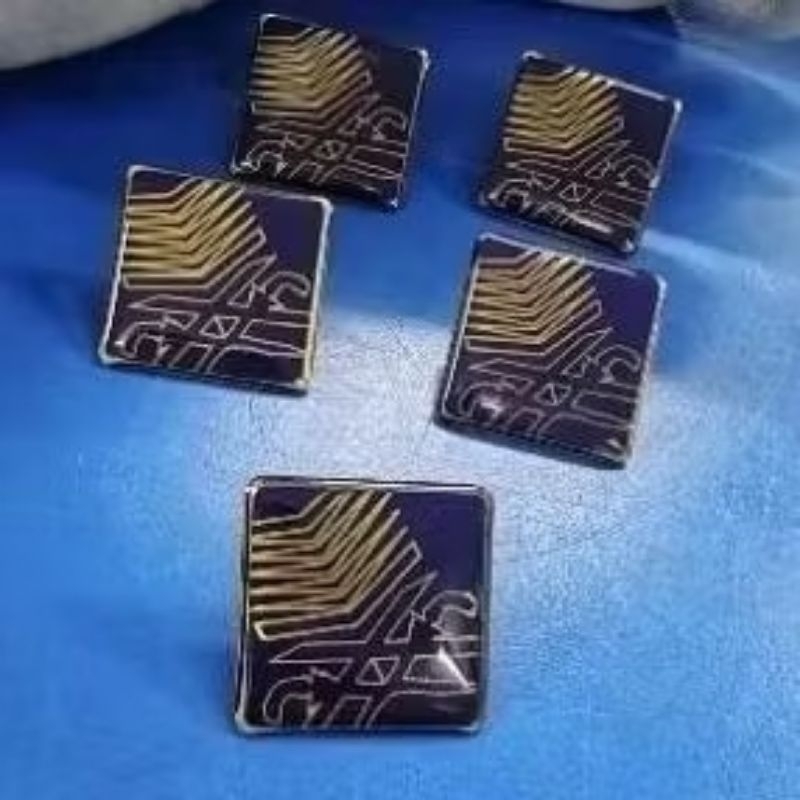 UITM Utm Gold Collar Pin | Shopee Malaysia