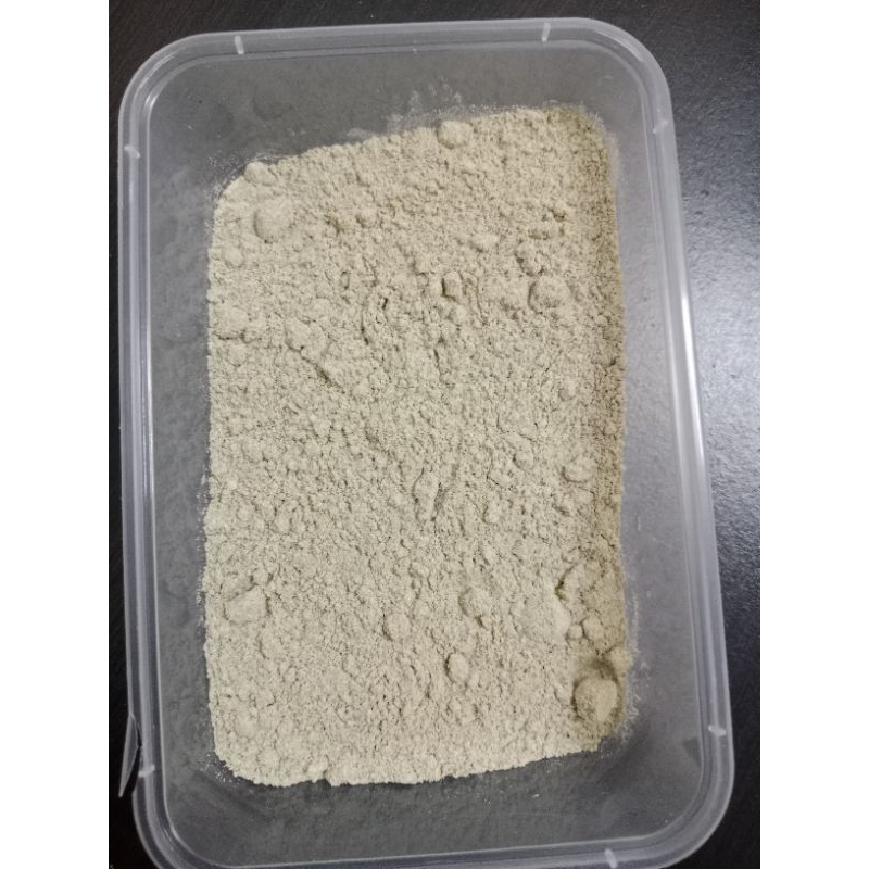 Dubia powder & Madagascar hissing cockroach powder/ vitamin plus ...