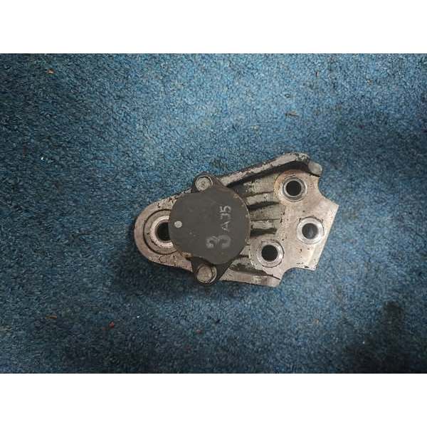 Hyundai Getz Engine and Gearbox Mounting with Bracket Support Mount ...