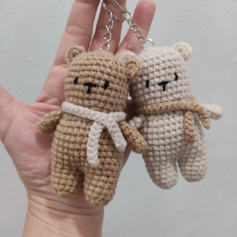 Crochet Cute Little Bear Keychain 钩织可爱小熊钥匙扣 | Shopee Malaysia