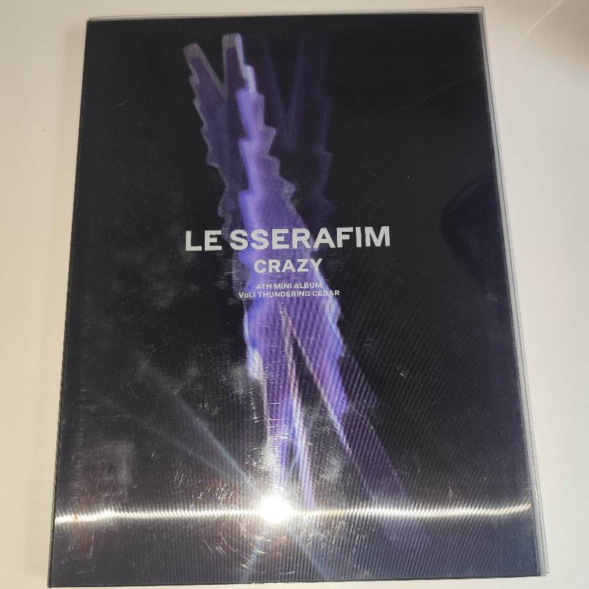 LE SSERAFIM - 4th Mini Album [CRAZY] VOL 1 | Shopee Malaysia
