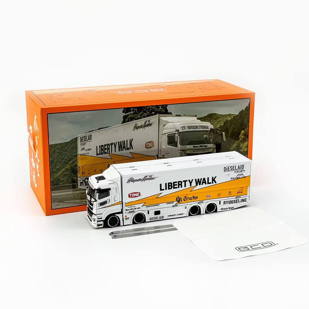 GCD 1/64 Liberty Walk LB-Trucks MITSUBISHI Fuso Super Great Transporter ...