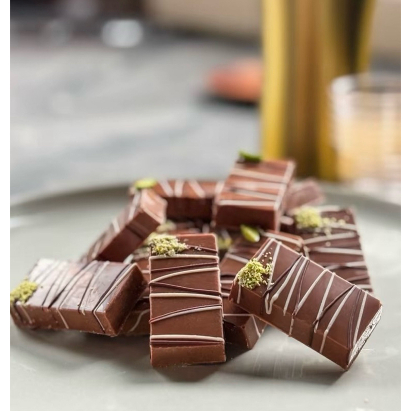 KUNAFA MATCHA CHOCO BAR 10 pcs in 1 bottle | Shopee Malaysia