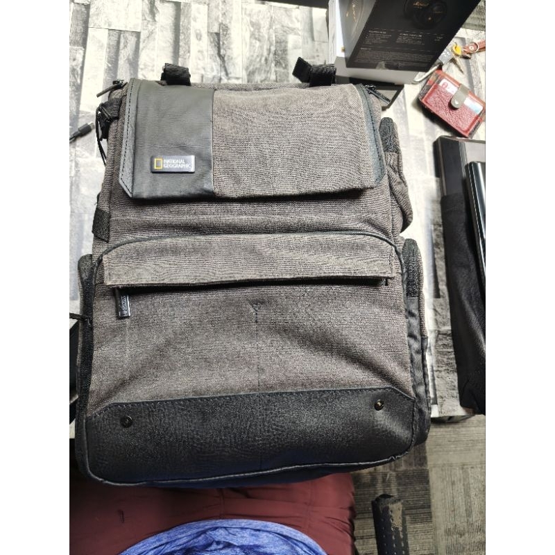 National Geographic NG W5072 Walkabout Camera Backpack(DEMO) | Shopee Malaysia