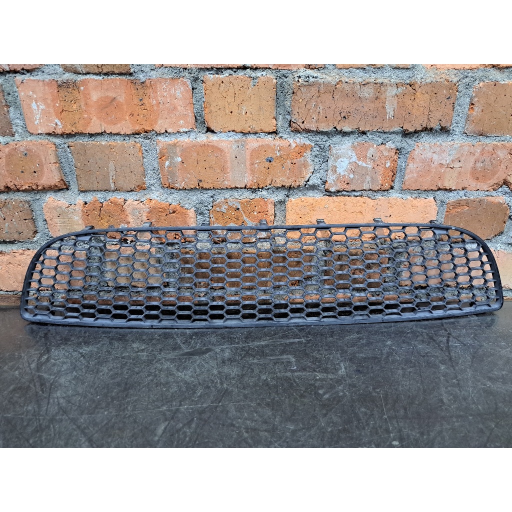 Original Volkswagen New Beetle 2006-2010 Front Bumper Grill Griille ...