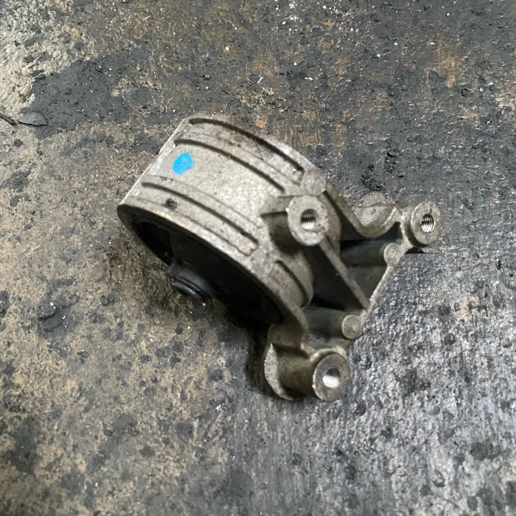 Perodua Viva 1.0 660 850 Daihatsu AVY L250S Engine Mounting Used ...