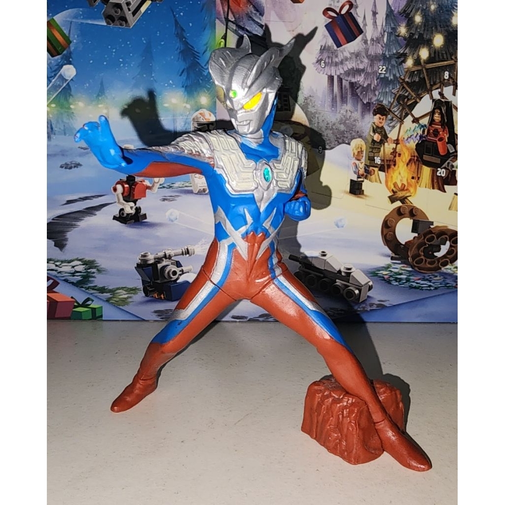Bandai Ultraman Luminous Ultraman Zero with LED light. (Rare) | Shopee ...