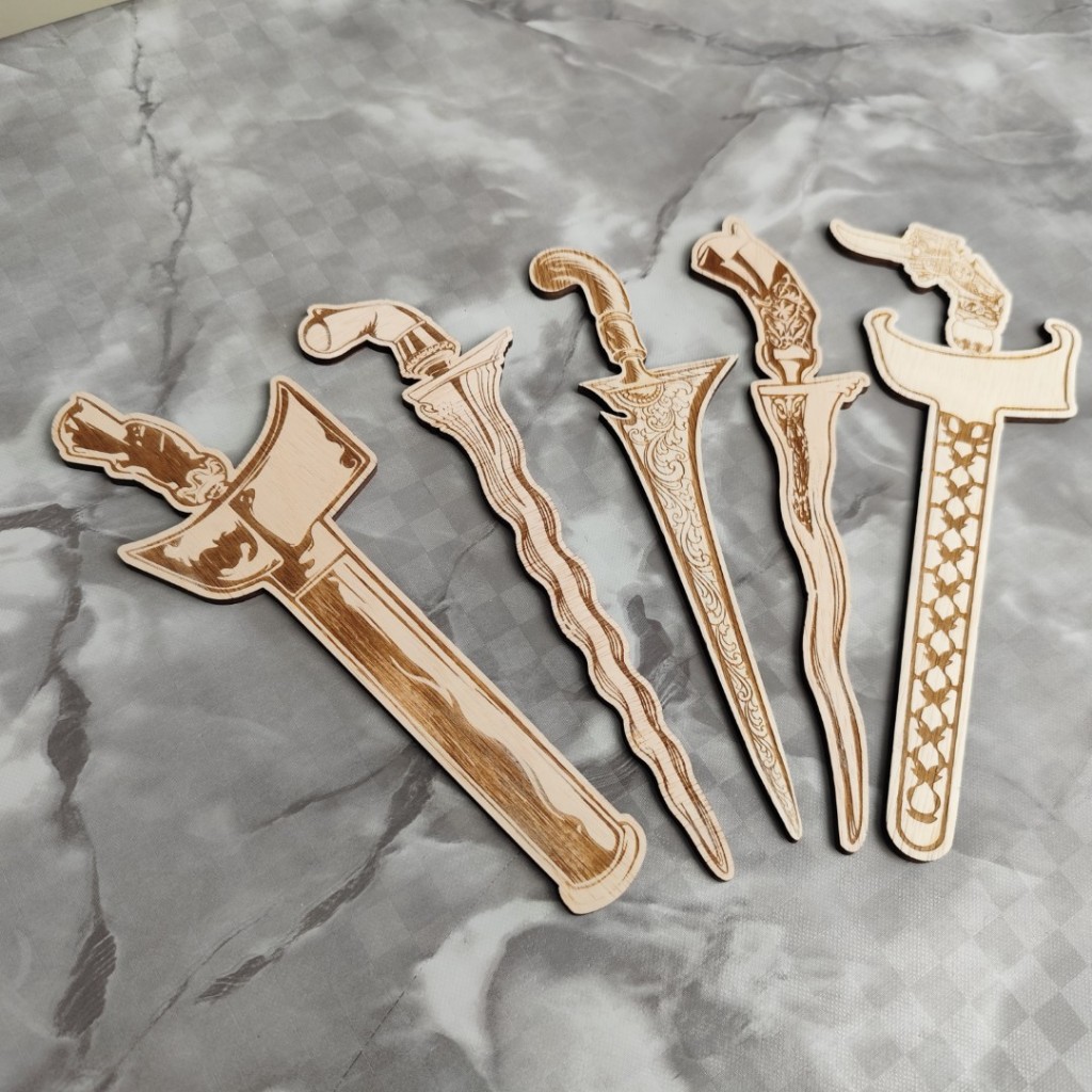 Keris Kayu Ukiran Tradisional | 20cm / 25cm | Hiasan Budaya ...