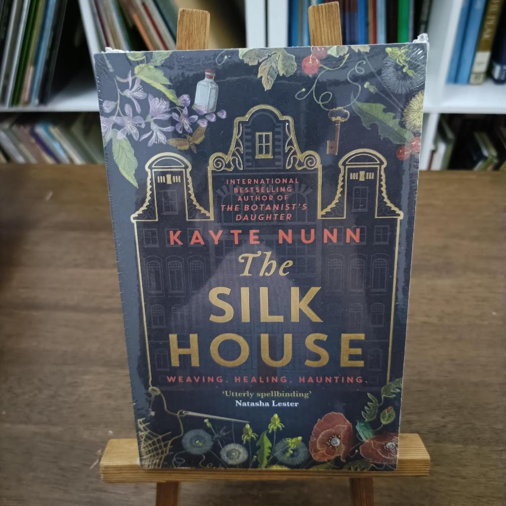 The Silk House by Kayte Nunn | Shopee Malaysia