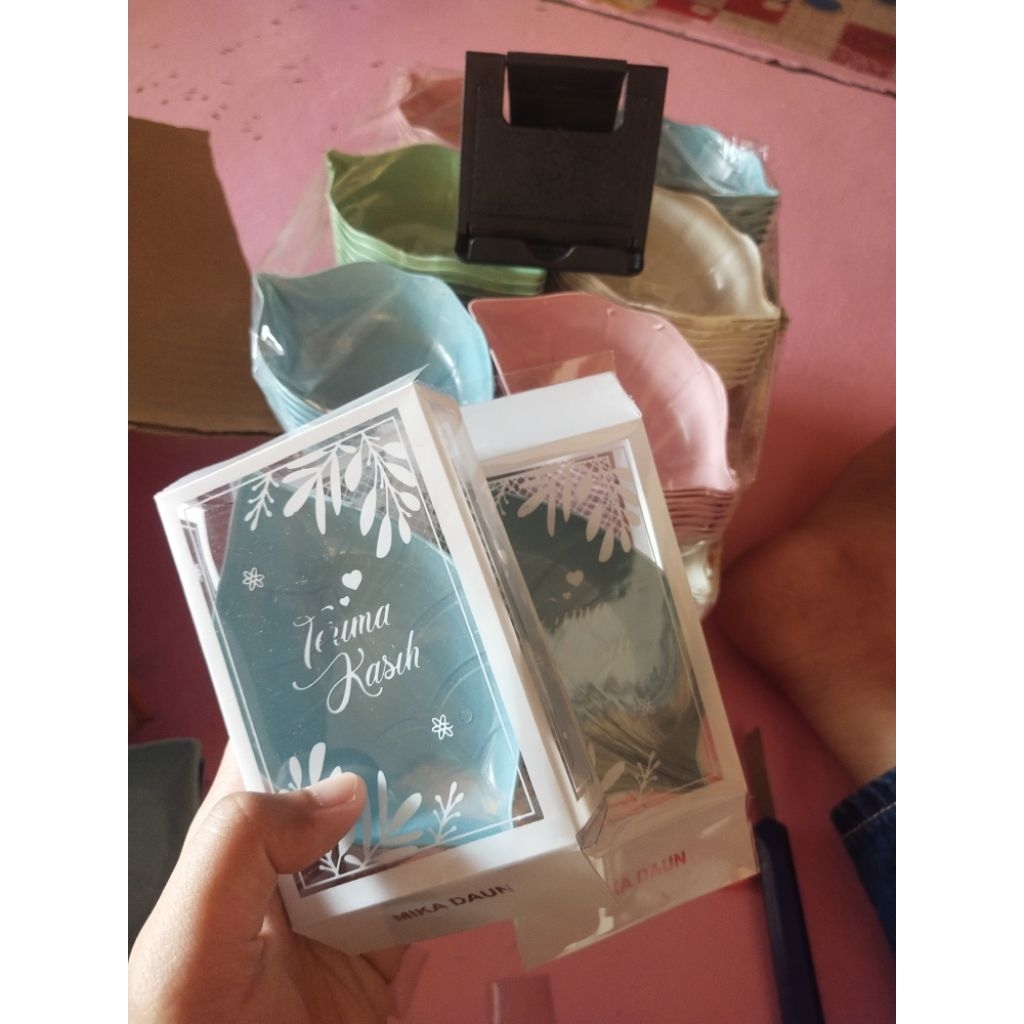 Fail Kertas Saiz A4 (Merah) | Shopee Malaysia